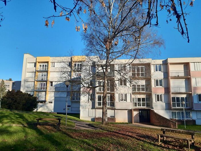 Appartement à louer - Saint-Loup-sur-Semouse - 2 pièces - 1 chambre