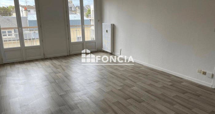 Sainte Thérèse-Demi Lune, Caen : Appartement 2 pièces à louer