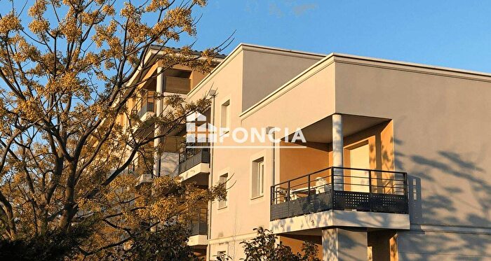 Basses Ferrailles-Jas, Cavaillon : Appartement 3 pièces à louer