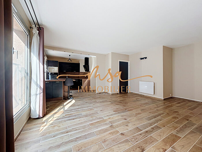 Appartement 4 pièces à Rouen, Centre-ville Rive gauche, à vendre