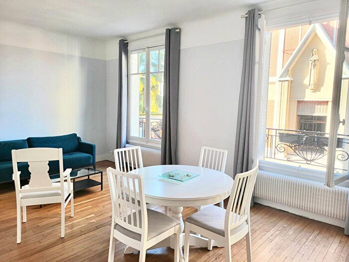 Appartement à louer - Silly-Gallieni, Boulogne-Billancourt - 3 pièces - 2 chambres