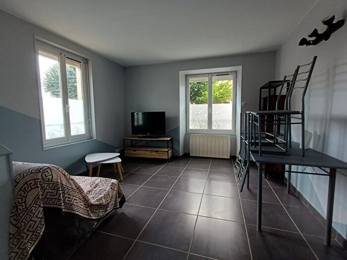 Maison 3 pièces à Verrières, à louer