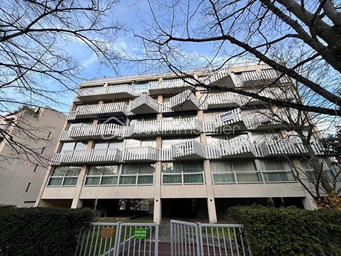 Appartement 5 pièces à vendre - Saint-Cloud, Fouilleuse, Val dOr