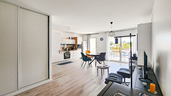 Appartement à vendre - Saint-Jean-de-Monts, Centre-ville, Vasais - 4 pièces - 3 chambres