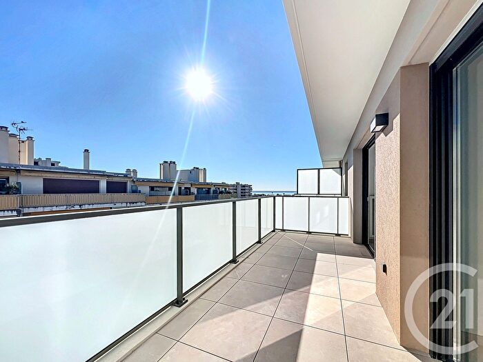 Appartement à louer - Cagnes-sur-Mer, Saint-Roman, Lautin - 3 pièces - 2 chambres