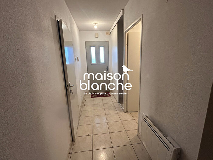 Maison à louer - Surgères - 4 pièces - 3 chambres