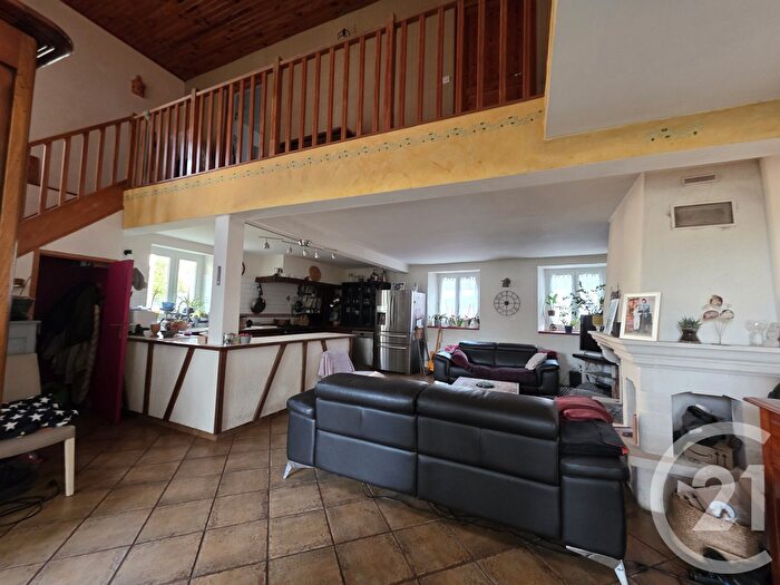 Maison à vendre - Étrépilly - 4 pièces - 3 chambres