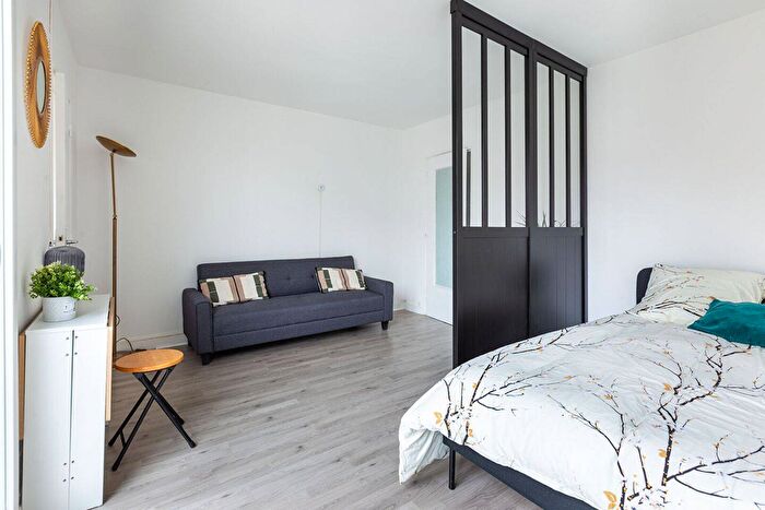 Gabriel Péri-Estienne d'Orves, Colombes - Appartement 1 pièce à louer