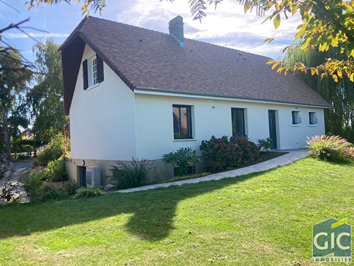 Villons-les-Buissons : Maison 6 pièces à vendre