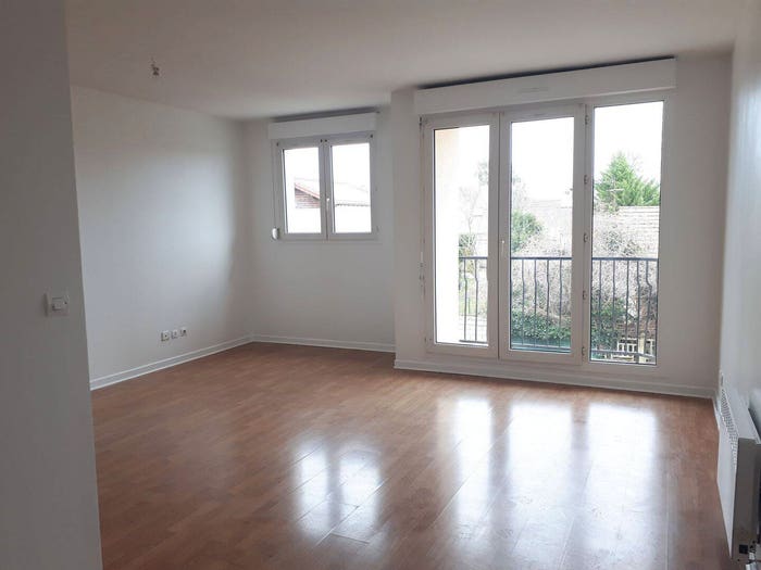 Appartement 1 pièce à louer à Sainte-Geneviève-des-Bois