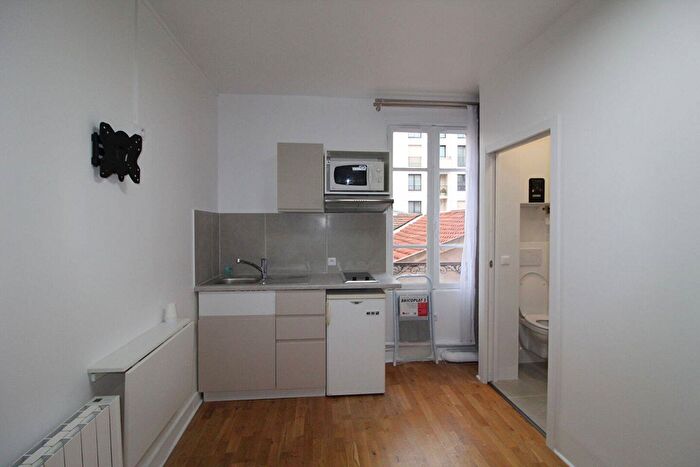 Appartement 1 pièce à louer à Trezel, Levallois-Perret