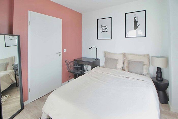 Grand Parc, Bordeaux : Appartement 1 pièce à louer