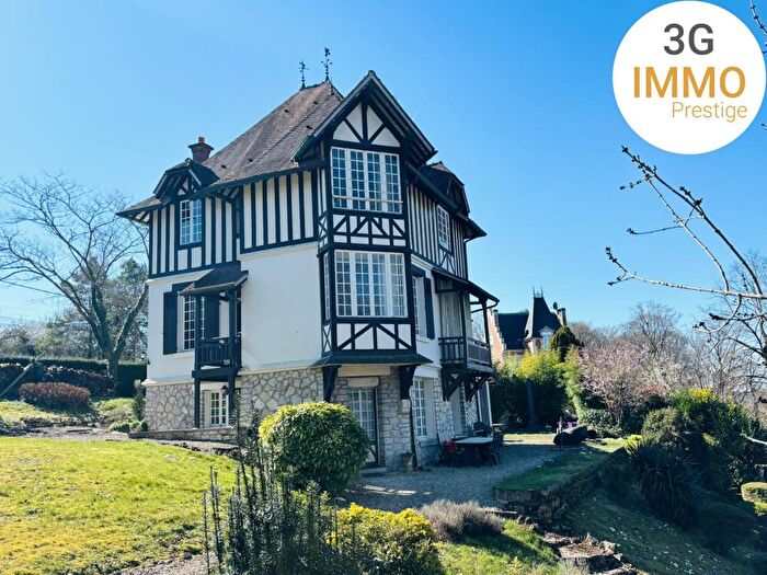 Maison à vendre - Pierrefonds - 11 pièces - 5 chambres