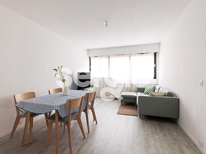 Appartement à vendre - Mons-en-Bar ul, Europe - 2 pièces - 1 chambre