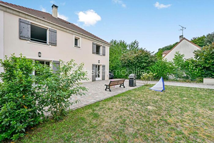 Maison à vendre - Cormeilles-en-Parisis, Haut et Centre - 7 pièces - 5 chambres