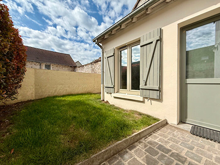 Maison à vendre - Thiers-sur-Thève - 2 pièces - 1 chambre