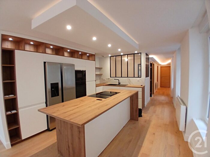 Appartement à vendre - Granville, Centre-ville - 3 pièces - 2 chambres