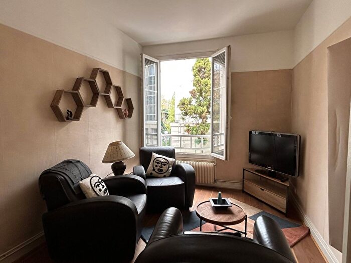 Appartement à louer - Saint-Cloud - 2 pièces - 1 chambre