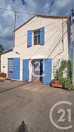 Maison à louer - Arles, Mas-Thibert, Salin-de-Giraud - 3 pièces - 2 chambres