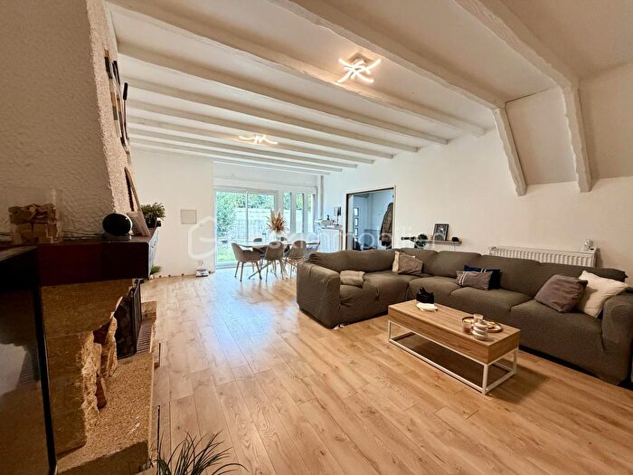 Maison à vendre - Angerville - 6 pièces - 4 chambres