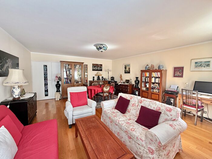 Paris 14ème, Jean Moulin, Porte d'Orléans : Appartement 2 pièces à vendre