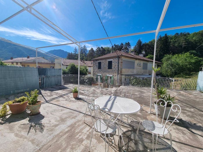 Roquebillière : Appartement 2 pièces à louer