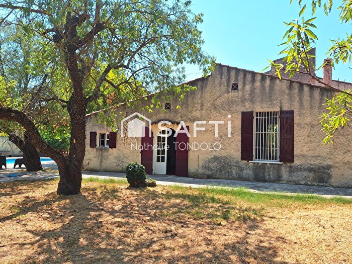 Maison à vendre - Cuges-les-Pins - 6 pièces - 4 chambres