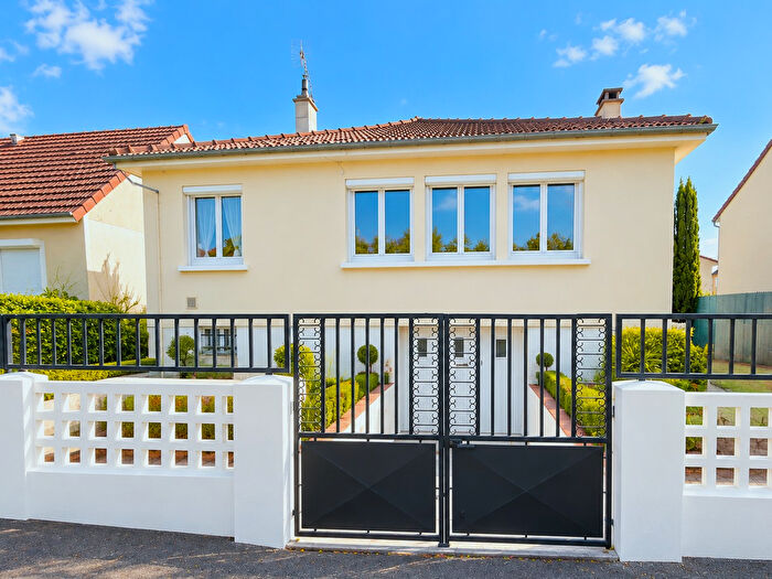 Maison 4 pièces à vendre à Conflans-Sainte-Honorine, Chennevières