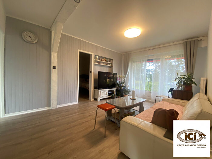 Appartement à vendre - Ambilly - 4 pièces - 3 chambres