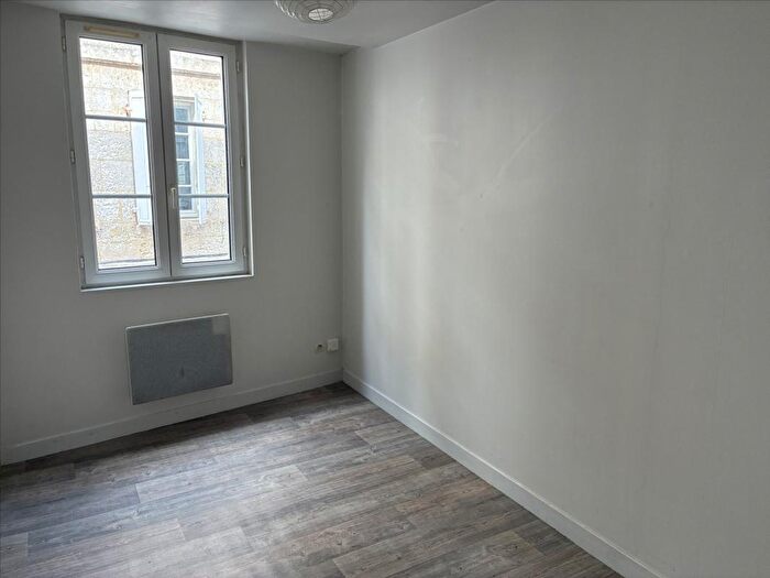 Appartement à louer - Angoulême, Saint-Ausone, Saint-Martin - 2 pièces - 1 chambre