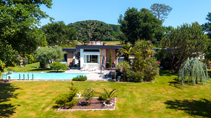 Maison 8 pièces à Labatut, à vendre