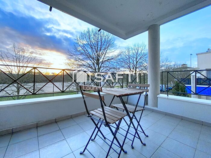 Appartement à vendre - Cergy, Axe Majeur, Horloge - 3 pièces - 2 chambres