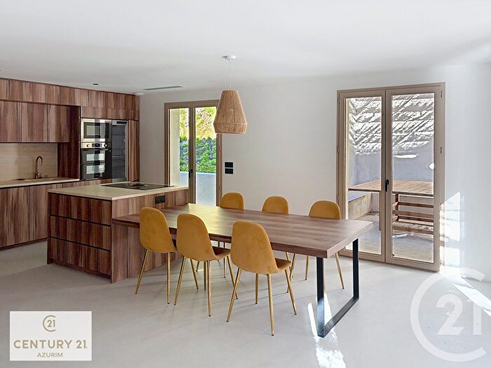 Maison à vendre - Mandelieu-la-Napoule, Minelle - 5 pièces - 4 chambres