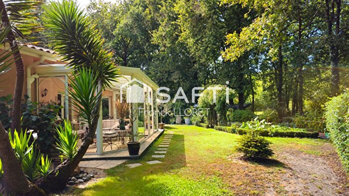 Maison à vendre - Jau-Dignac-et-Loirac - 6 pièces - 4 chambres