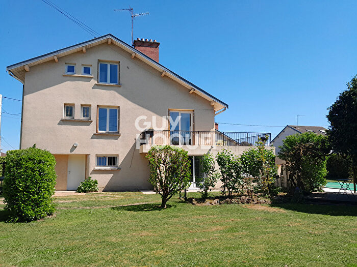 Maison 5 pièces à Bourg-en-Bresse, Vennes, Bouvent, Charmettes, à vendre