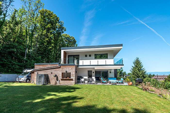 Maison à vendre - Neuvecelle - 10 pièces - 5 chambres