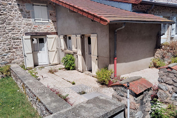 Maison à vendre - Saint-Nicolas-des-Biefs - 5 pièces - 3 chambres