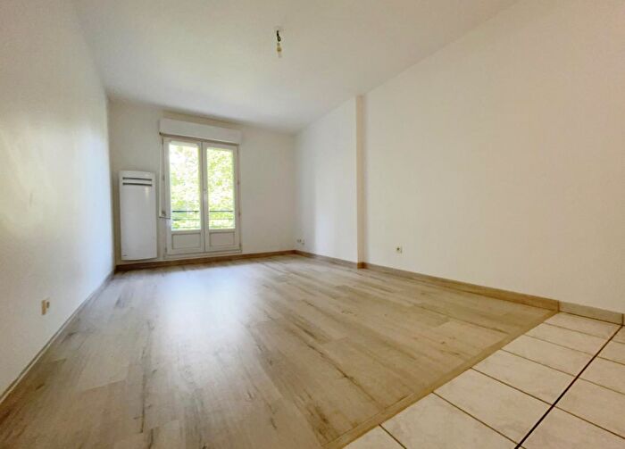 Appartement à louer - Orléans, Saint-Vincent, Pasteur - 2 pièces - 1 chambre