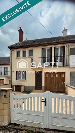 Maison à vendre - Noyen-sur-Sarthe - 5 pièces - 3 chambres