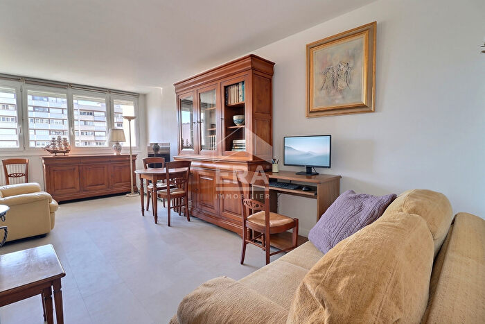 Colombes, Centre-ville : Appartement 3 pièces à vendre
