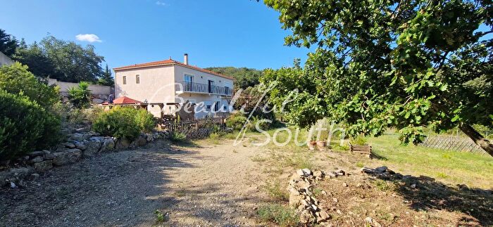 Maison à vendre - Bélesta - 6 pièces - 3 chambres