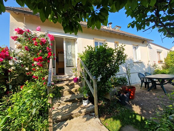 Maison à vendre - Auneau - 4 pièces - 2 chambres