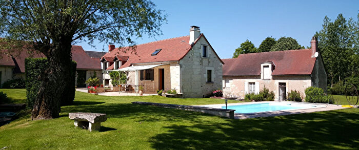 Maison à vendre - Senillé-Saint-Sauveur - 7 pièces - 3 chambres