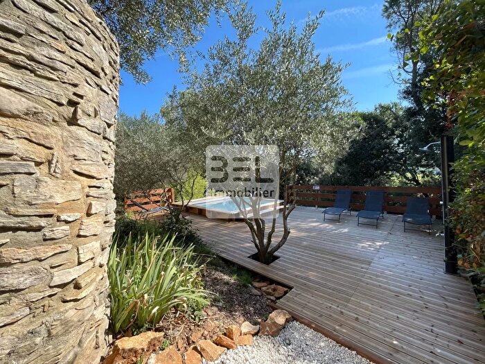 Maison à vendre - Bagnols-sur-Cèze, Lamargue - 8 pièces - 6 chambres