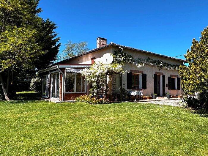 LIsle-en-Dodon : Maison 5 pièces à vendre