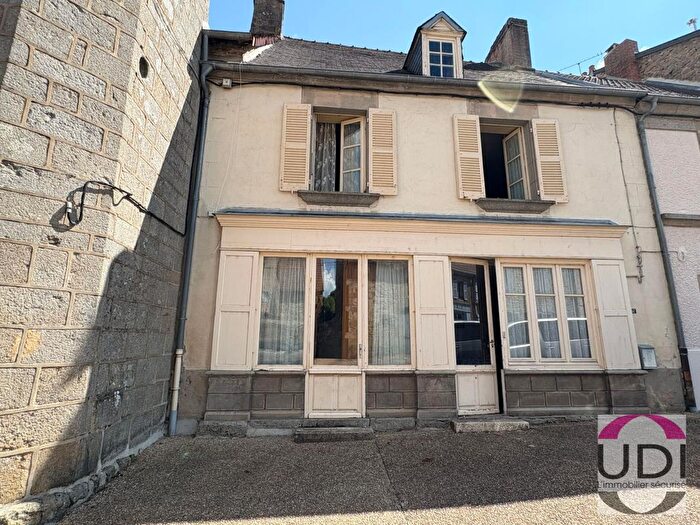 Maison 5 pièces à vendre - Bellegarde-en-Marche