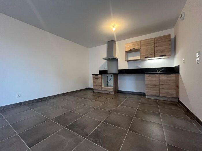 Appartement à louer - Saint-Jean-de-Braye, Centre-ville - 2 pièces - 1 chambre