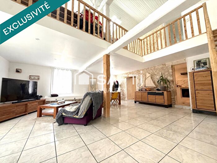 Maison 4 pièces à vendre - Fontenay-le-Comte, Charzais, Granges, Ardennes