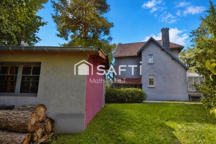 Maison 8 pièces à Morfontaine, à vendre