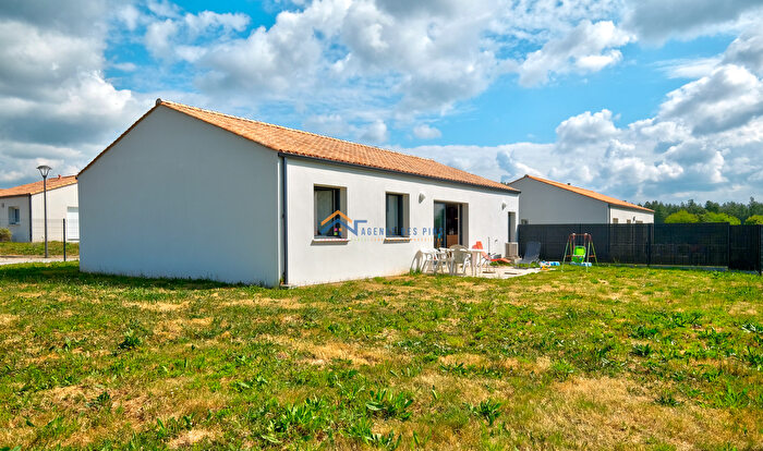Maison 4 pièces à Avrillé, à vendre